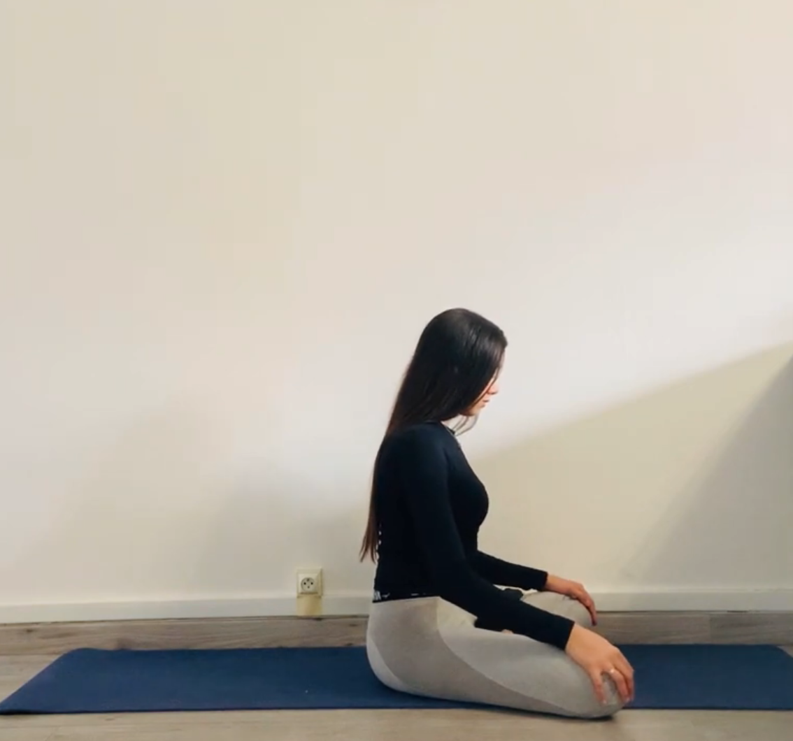 La posture du fœtus ou Garbhasana, progressez rapidement