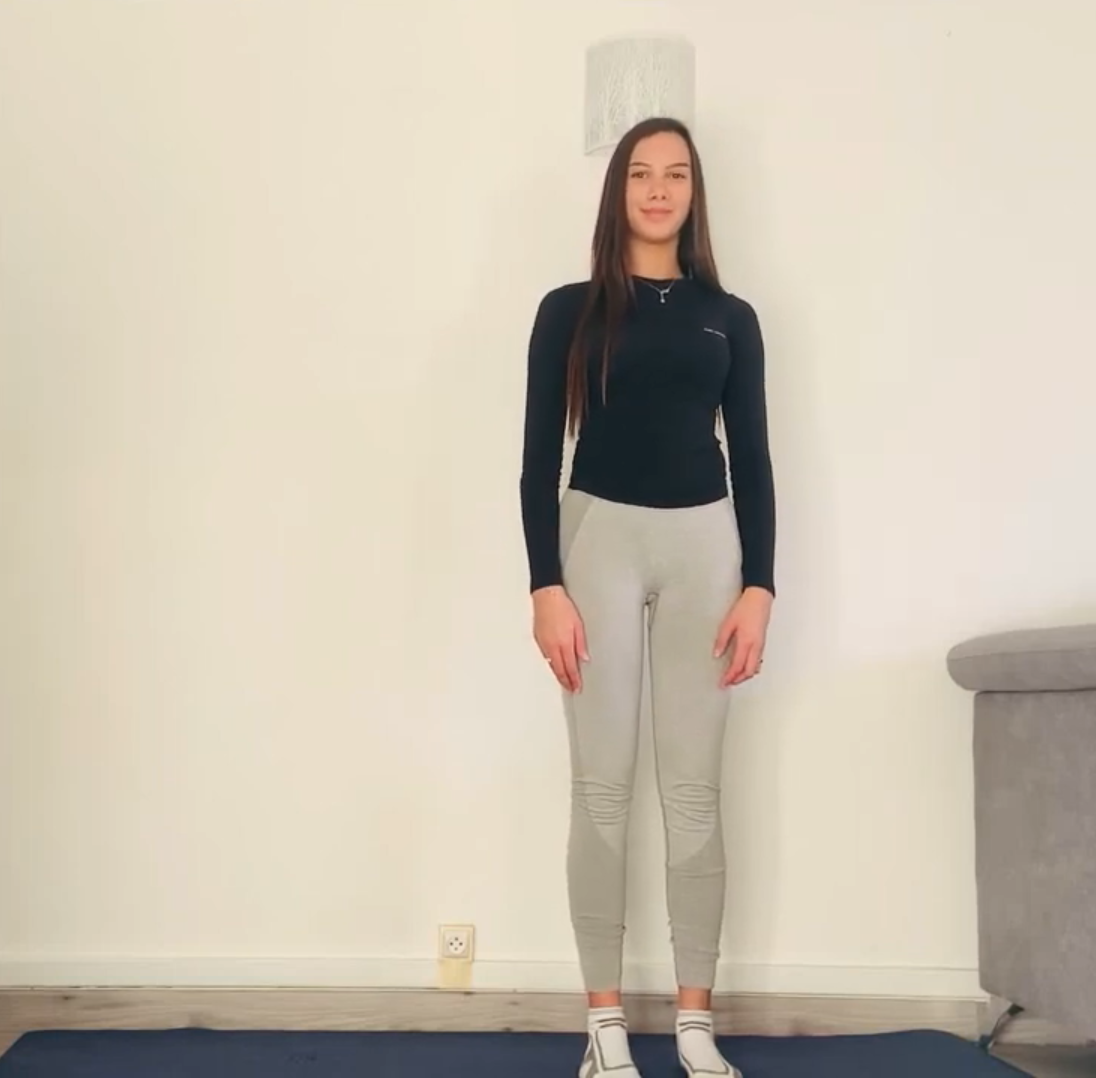 Posture du triangle ou Trikonasana : apprenez-la facilement