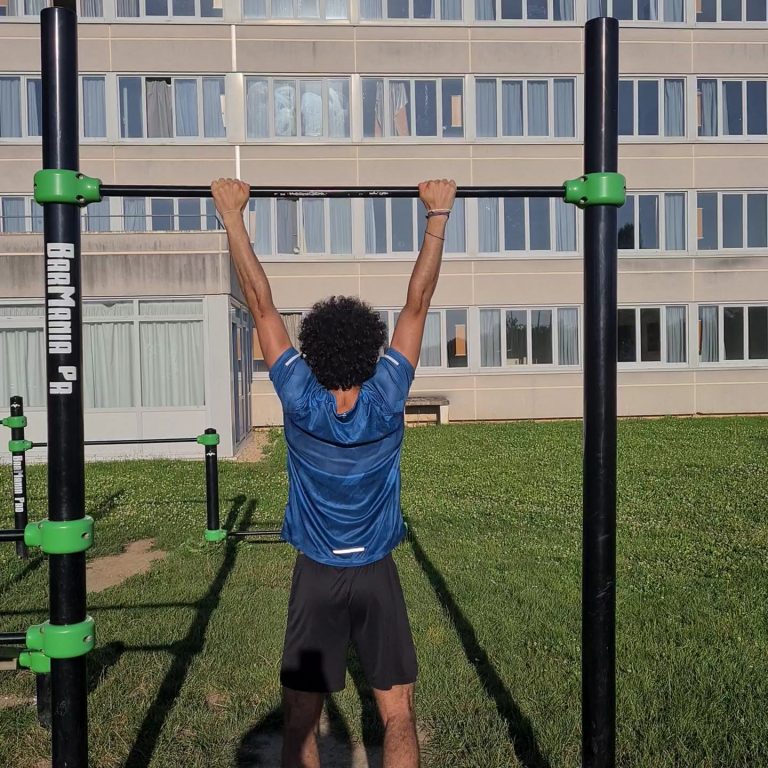 Scapula Pull Up : démonstration par un coach sportif