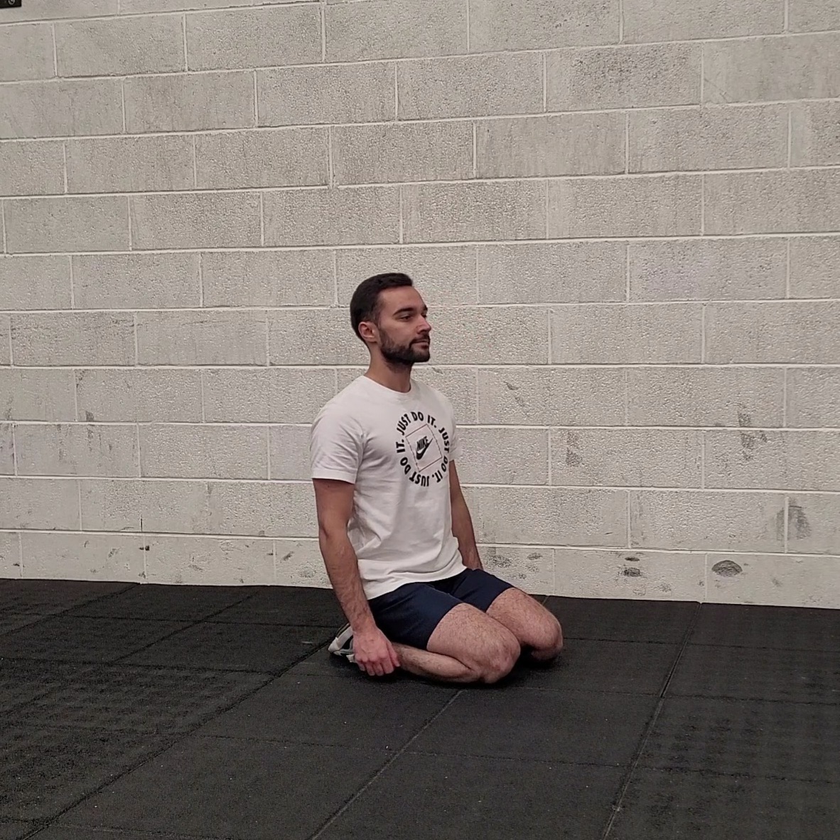 Kneeling jump squat, exercice explosif par un coach privé